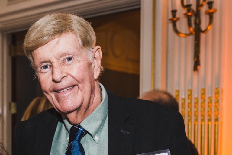 Professor Emeritus Ken Mott Passed Away | The Gettysburgian.