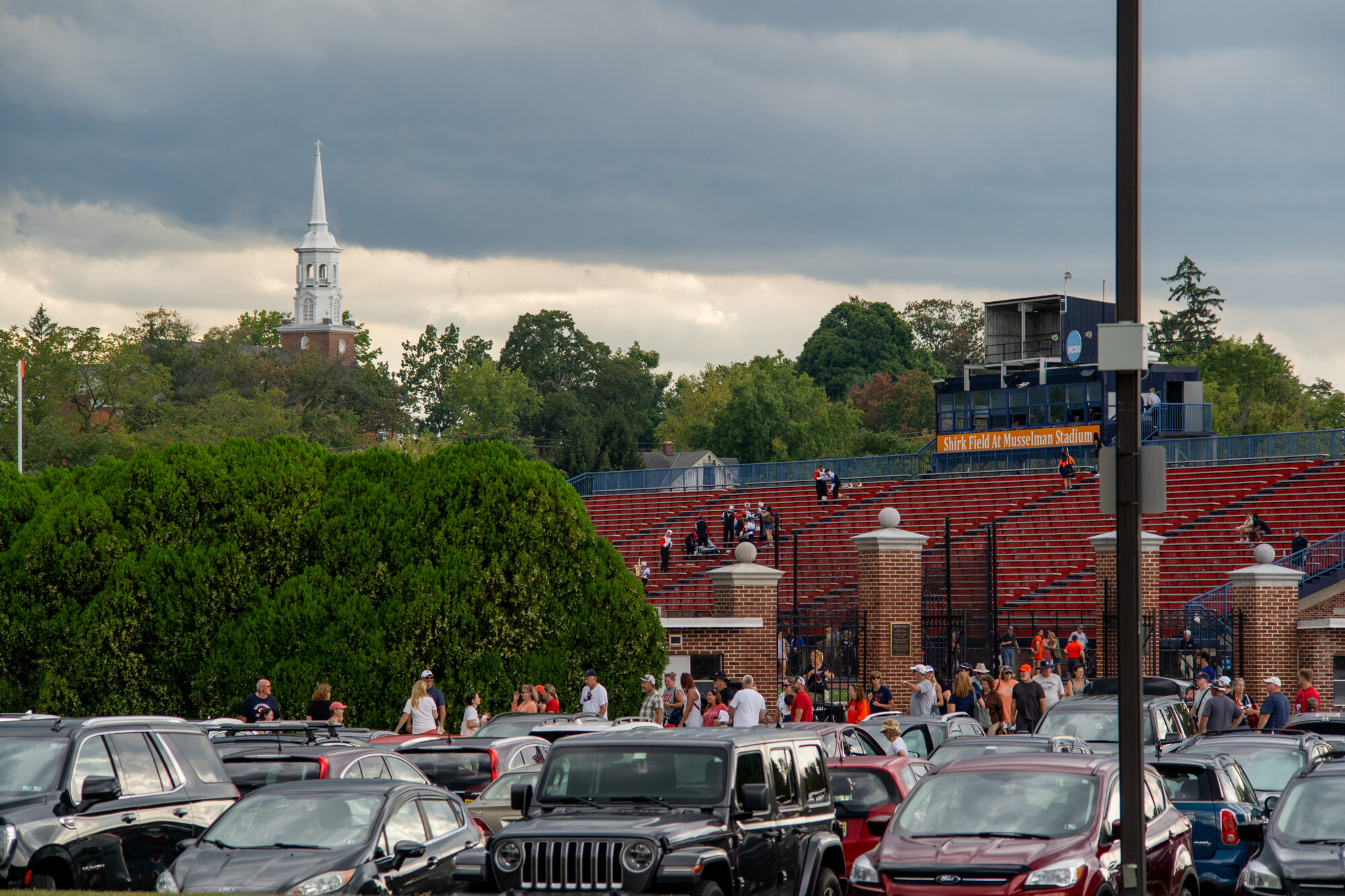 Rain and Redhawks drown Bullets 32-21 | The Gettysburgian.